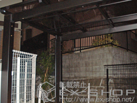 神奈川県横浜市のLIXIL リクシル(TOEX)サイクルポート・駐輪場施工例(アーキフィット ミニ 積雪～20cm対応:13521818-1)