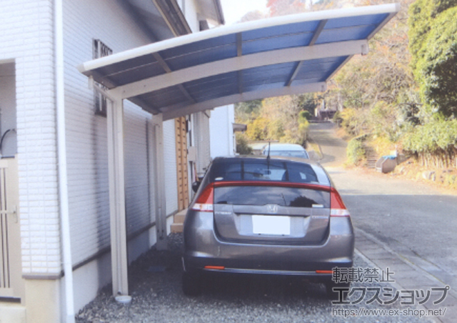 熊本県熊本市のYKKAPカーポート施工例(レイナポートグラン 積雪～20cm対応+レイナポートグラン 着脱式サポート柱 標準 2本入り ...