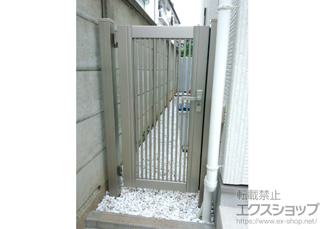 東京都杉並区のLIXIL リクシル(TOEX)門扉施工例(プリレオ R2型 片開き 柱使用:17626717-1)