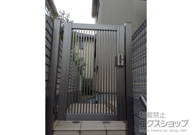 神奈川県横浜市のLIXIL リクシル(TOEX)門扉施工例(プリレオ R2型 片開き 柱使用:18121318-1)