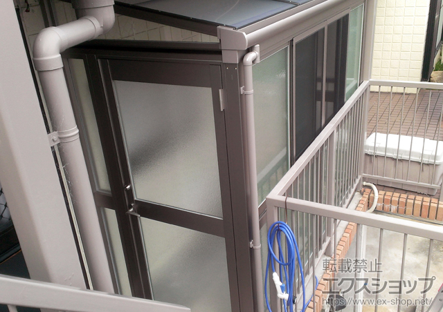 大阪府豊中市のLIXIL リクシル（トステム）テラス囲い・サンルーム施工例(ほせるんですII F型 土間納まり 積雪～20cm対応 ...