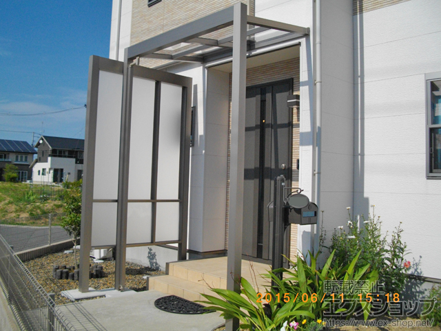 福島県いわき市のLIXIL リクシル(TOEX)テラス屋根施工例(Gルーフ テラスタイプ 積雪～20cm対応:27289024-2)