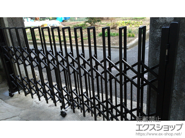 広島県福山市のValue Selectカーゲート施工例(トリップゲート ペットガード型 ノンレール 片開き 26S:31455131-1)