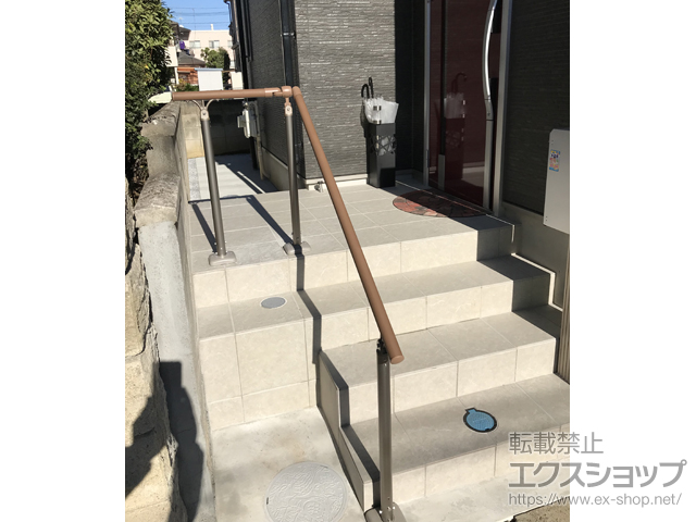 埼玉県越谷市のLIXIL(リクシル)手すり施工例(歩行者用補助手すり UD手すり 上部笠木1段仕様:44615241-1)