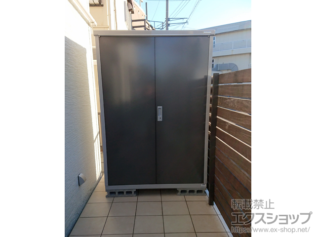 神奈川県川崎市のイナバ物置・屋外倉庫施工例(アイビーストッカー 1320×905×1903 BJX-139E-PG:55211551-1)