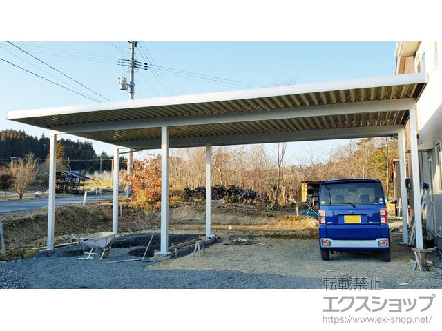 岩手県一関市の三協アルミカーポート施工例(G-1SS 3台用+α 間口連結 角柱6本柱 デラックスタイプ 積雪～50cm対応:55530651-1)