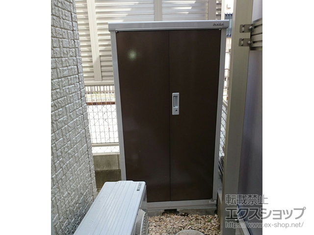 愛知県あま市のイナバ物置・屋外倉庫施工例(アイビーストッカー 900×755×1603 BJX-097D-TB:47310942-2)