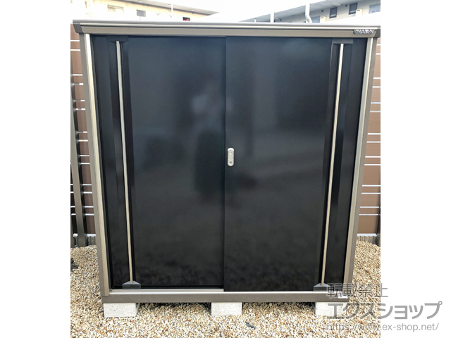 三重県松阪市のイナバ物置・屋外倉庫施工例(ナイソーシスター 1520×920×1603（KMW-159D） KMW-159D:52124158-1)