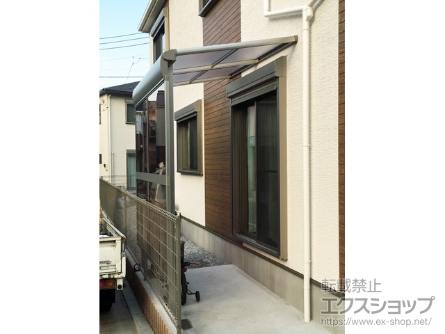 神奈川県横浜市のイナバ物置・屋外倉庫施工例(アイビーストッカー 1320×755×1603 BJX-137D-TB:56821151-2)