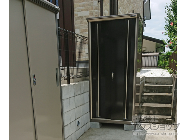 神奈川県横浜市のイナバ物置・屋外倉庫施工例(ナイソーシスター 900×580×1903（KMW-096E） KMW-096E:62078166-1)