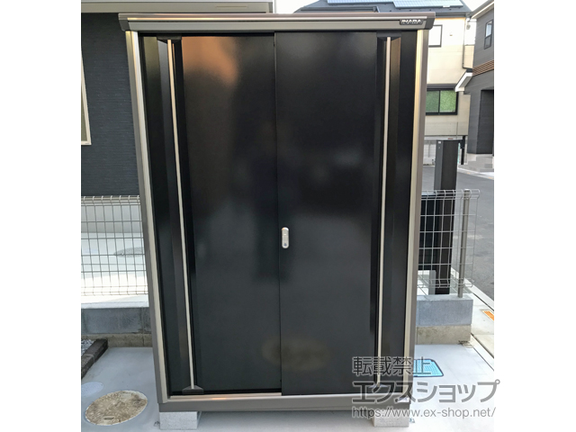 埼玉県川口市のイナバ物置・屋外倉庫施工例(ナイソーシスター 1320×920×1903 KMW-139E-P-CB:80835381-1)