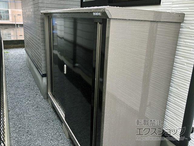 静岡県駿東郡長泉町のイナバ物置・屋外倉庫施工例(ナイソーシスター 1740×580×1303（KMW-176C） KMW-176C-CB:72703475-1)