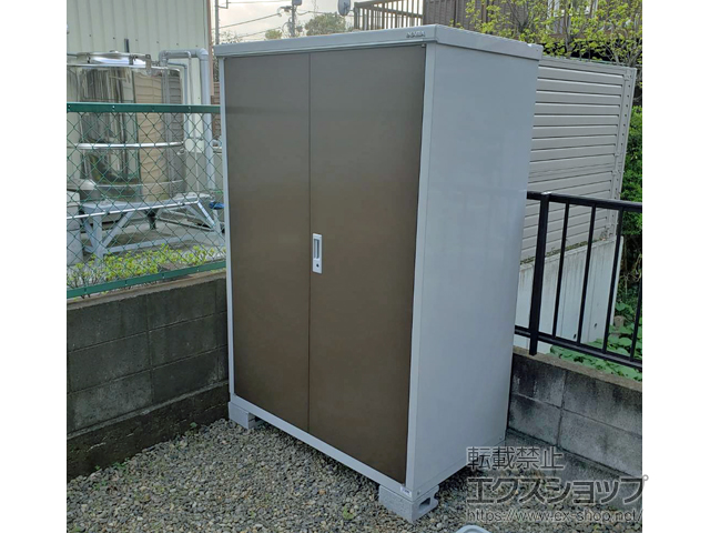 埼玉県狭山市のイナバ物置・屋外倉庫施工例(タイヤストッカー 1320×755×1903 BJX-137ET-TB:84381082-1)