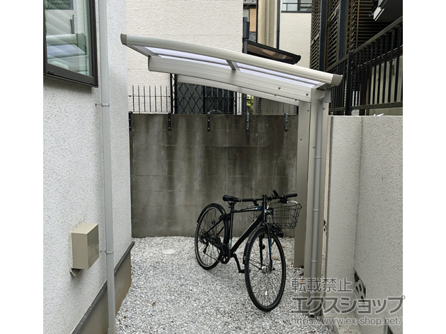 東京都世田谷区のイナバ物置・屋外倉庫施工例(ナイソーシスター 1520×580×1903 KMW-156E-NG:85439183-2)