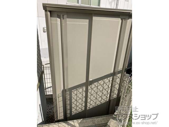 神奈川県鎌倉市のイナバ物置・屋外倉庫施工例(ナイソーシスター 1100×720×1903（KMW-117EP） KMW-117EP-NG:96516698-1)