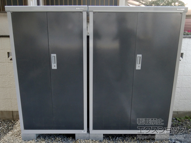 埼玉県さいたま市のイナバ物置・屋外倉庫施工例(タイヤストッカー 900×755×1603 BJX-097DT-CG:101618111-2)