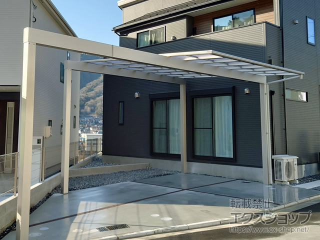 広島県広島市のYKKAPカーポート施工例(エフルージュ ツイン FIRST 積雪～20cm対応/梁延長W80×1:117245911-1)